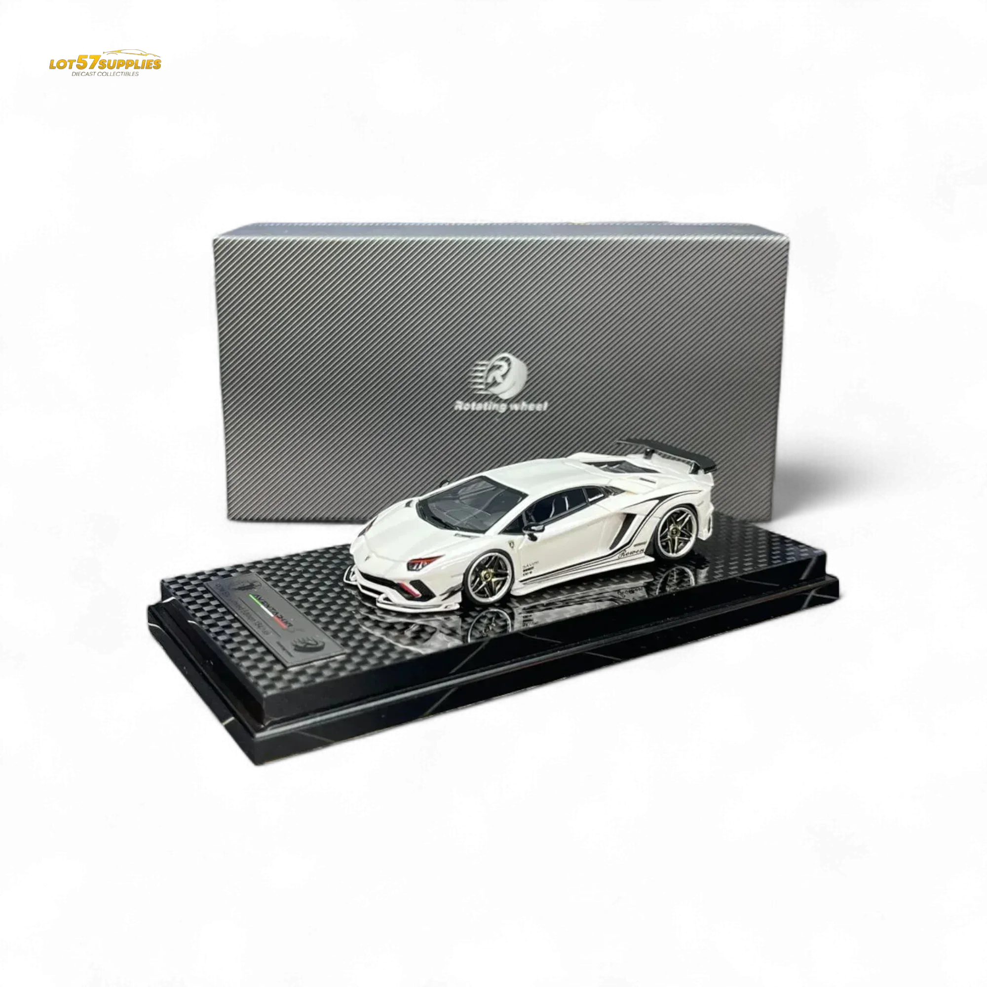 Rotating Wheel Lamborghini Aventador S Pearl White 1:64 ToylandEU